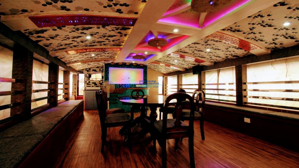 3 Bedroom Backwater Deluxe Houseboats - Alleppey Houseboat Club