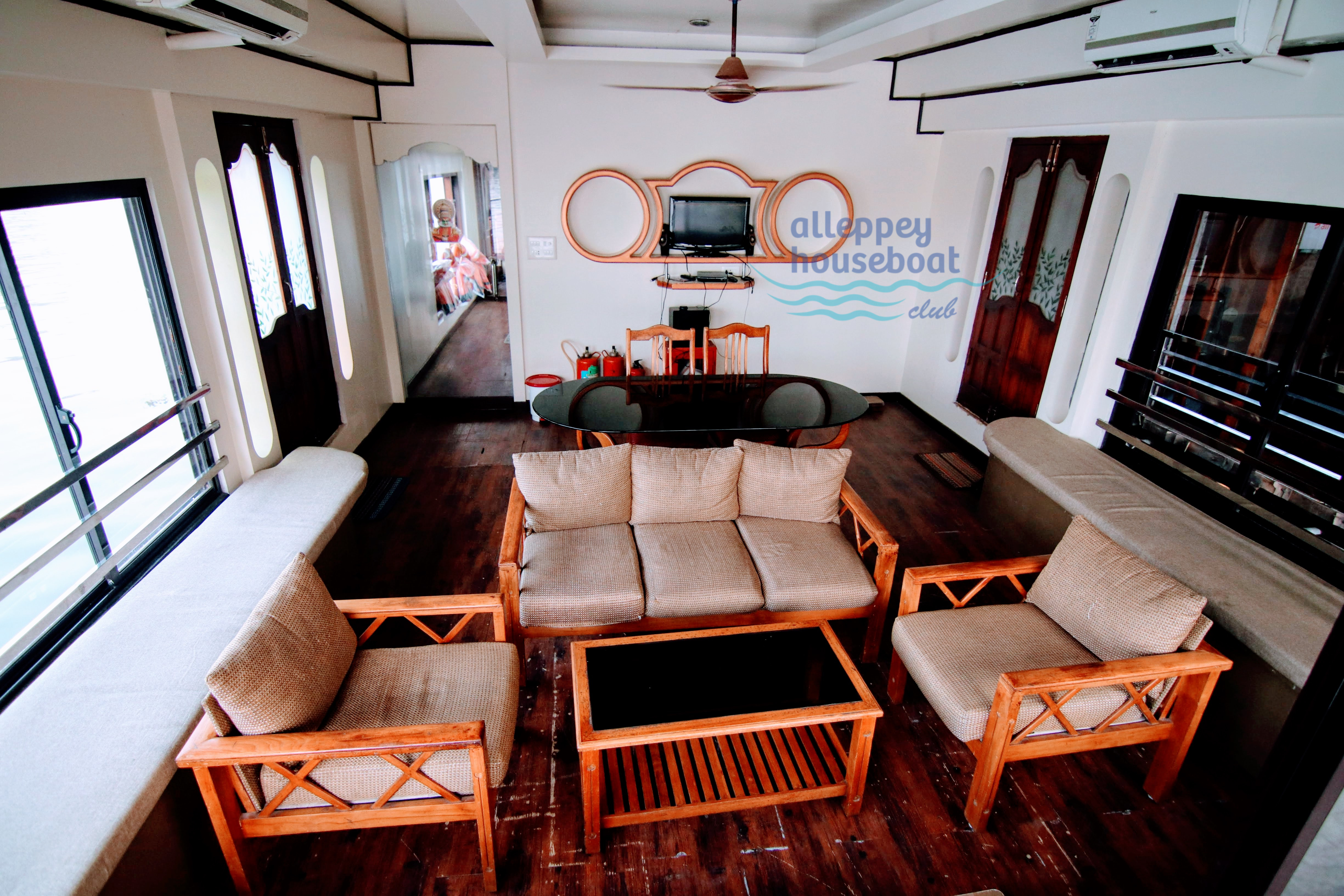 KERALA HOUSEBOATS ONLINE BOOKING